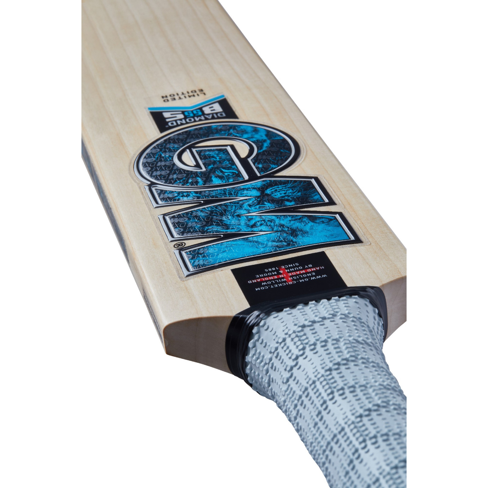 GM Diamond 808 Cricket Bat (2024)