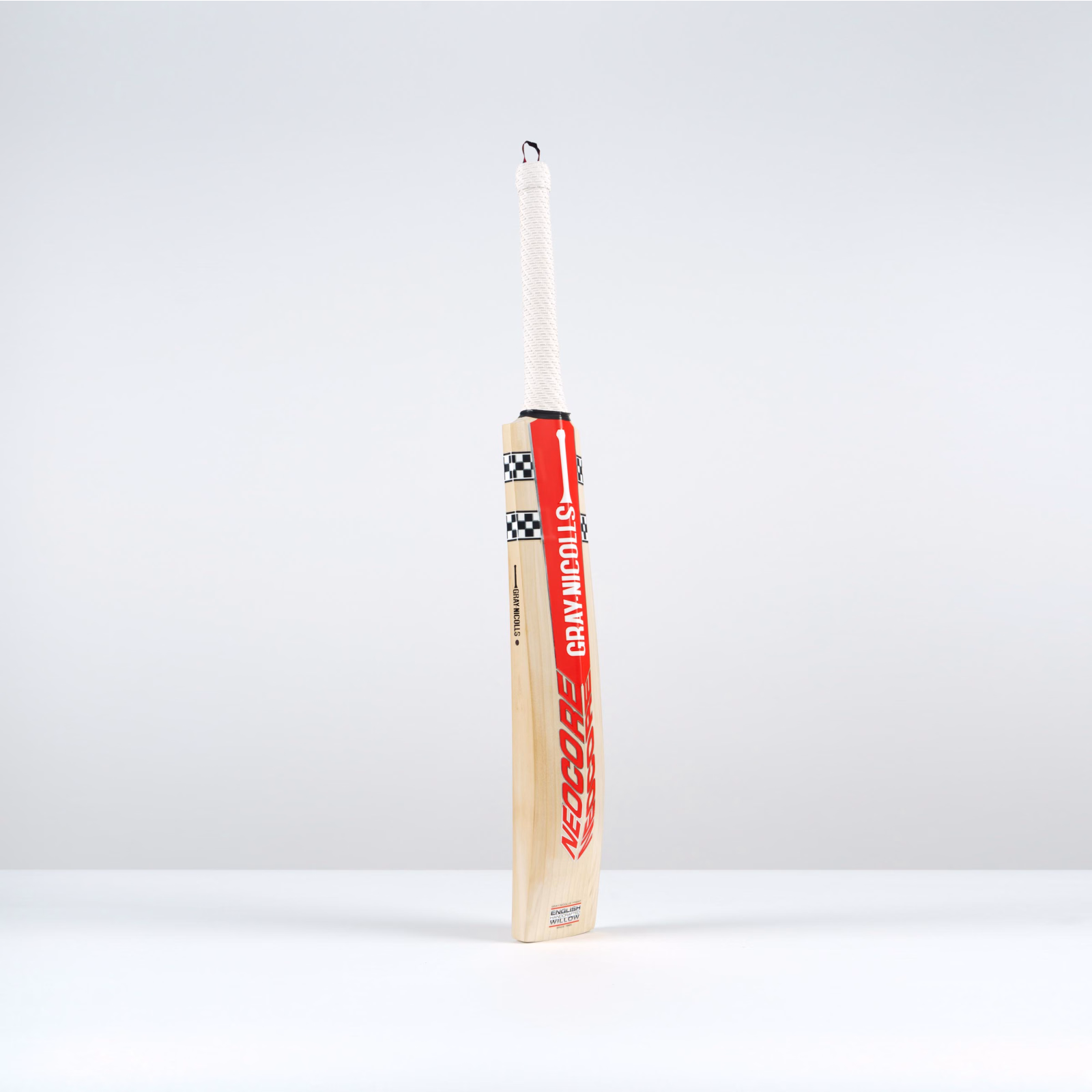 Gray-Nicolls Neocore 500 Cricket Bat (2025)